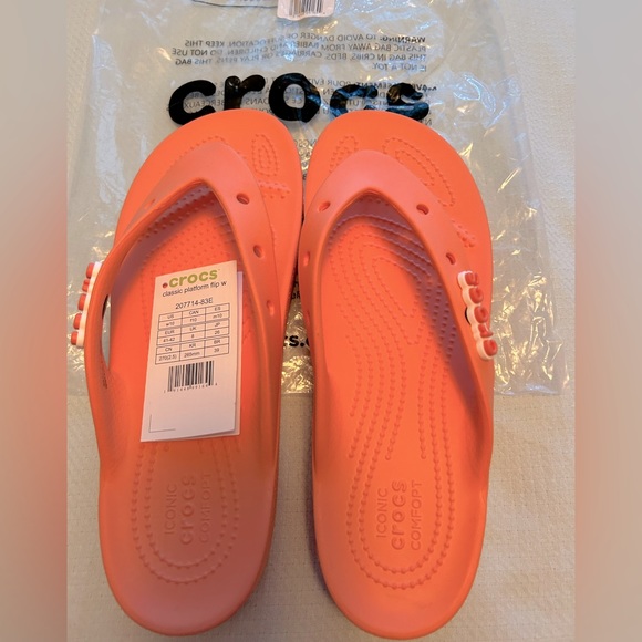 CROCS | Shoes | Crocs Classic Platform Flip In Papaya | Poshmark